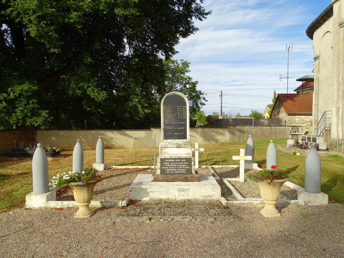 Monument aux Morts | Mairie de Petit-Croix
